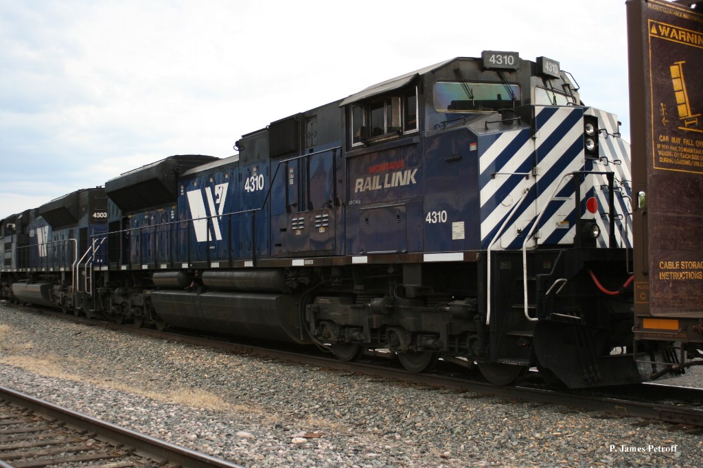 MRL 4310 (SD70ACe) second in consist of Saturday's "LM" power